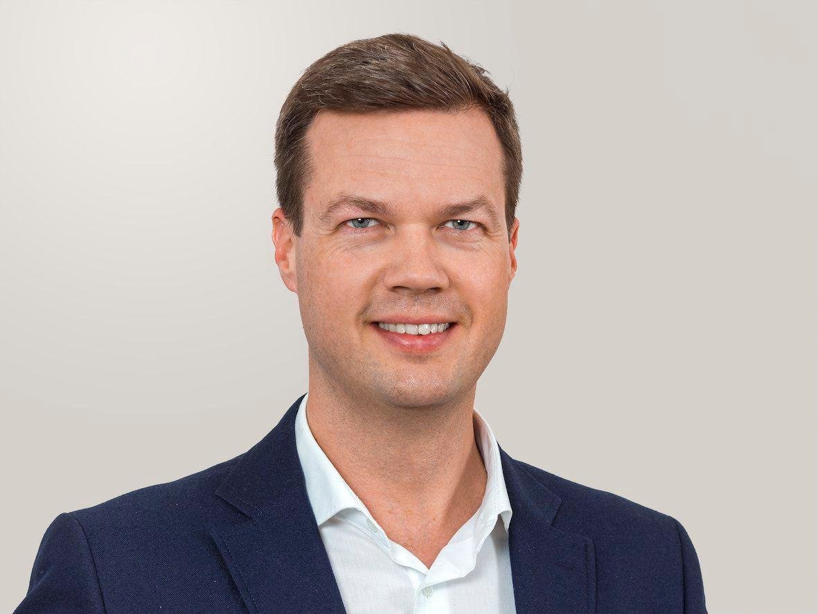 Torsten Oelke - Smau